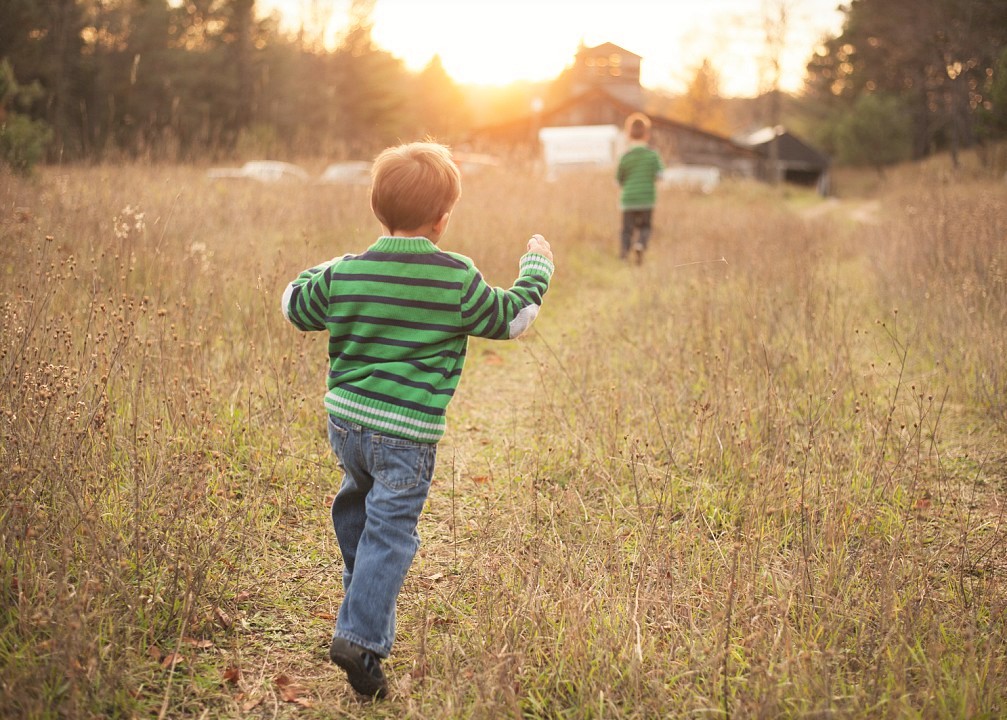 A Mama's Promise to Worn-Out Parents of Little Ones - Her View From Home
