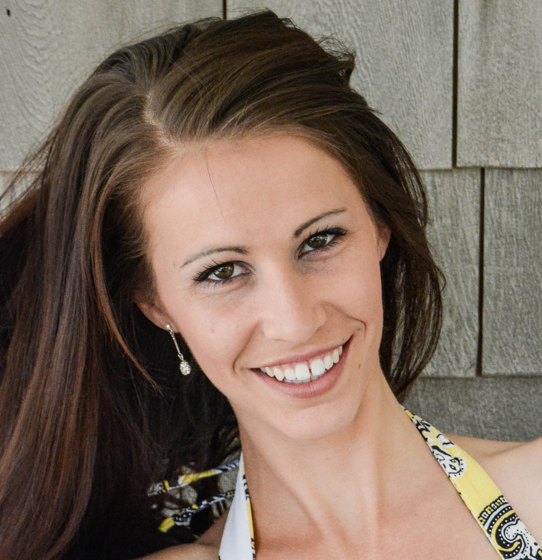 Sara Estabrooks, Author at Her View From Home