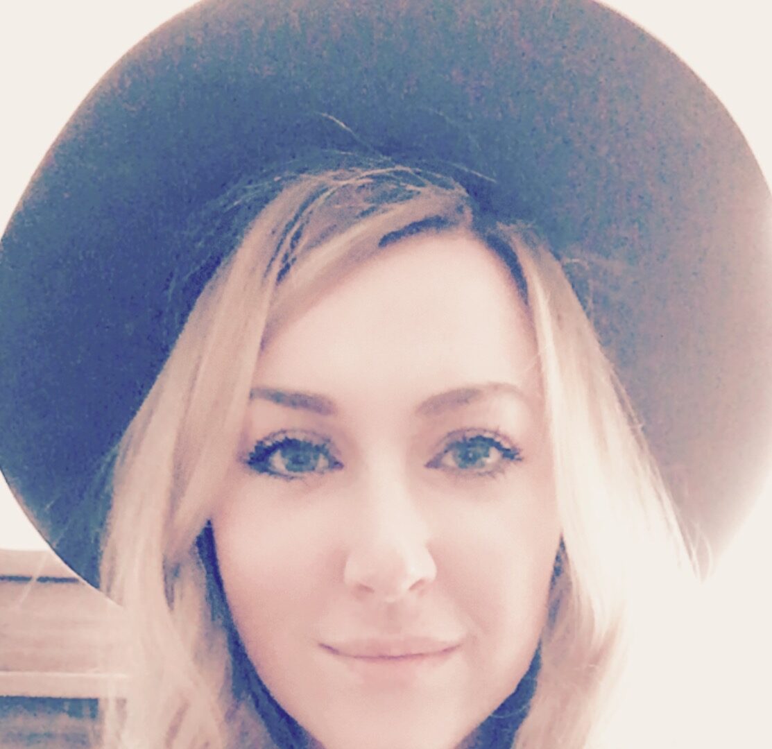 To the New Mom Hiding Her Postpartum Depression: Speak Up - Her View ...
