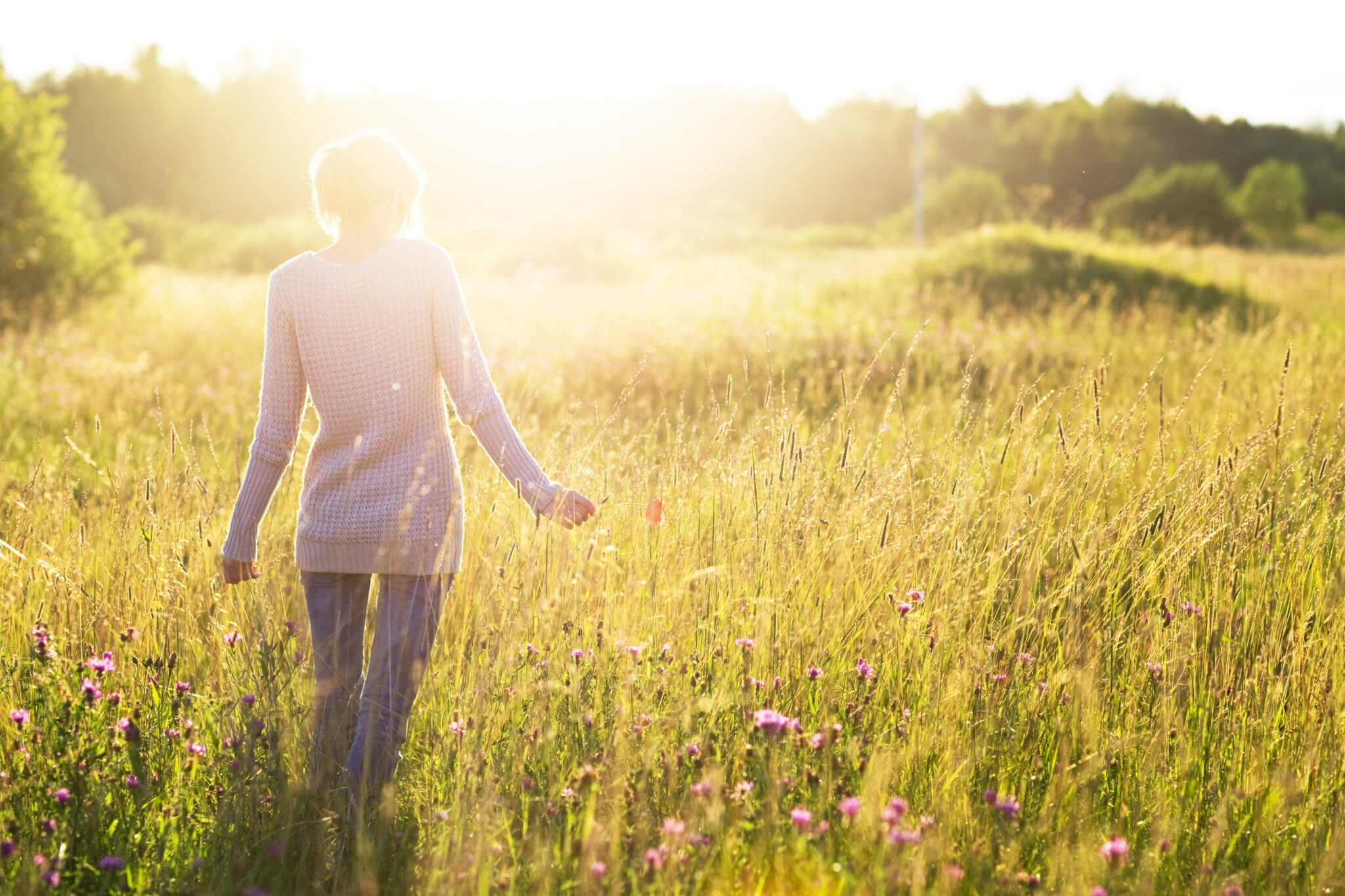 10 Extraordinary Traits of a Faithful Woman - Her View From Home
